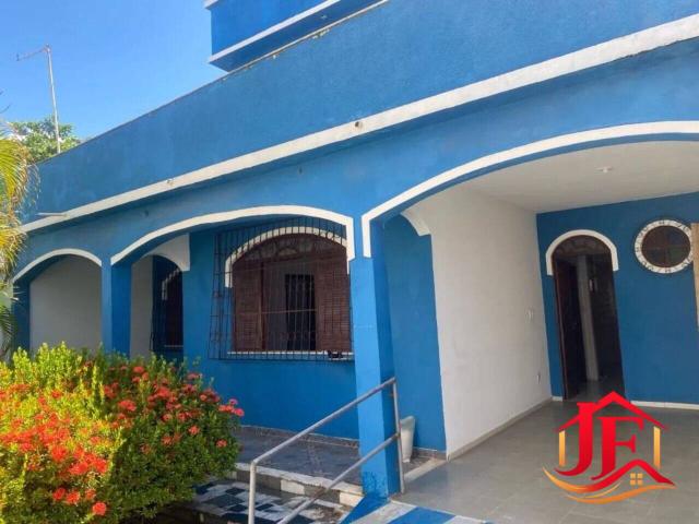 Casa de 300 m² na Manoel Antônio Galvão Pituaçu Salvador BA, aluguel por R$ 5.900/mês