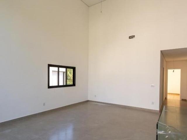 Casa de 300 m², 4 quartos em Suru, Santana de Parnaíba