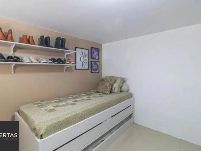 Casa de 3 dormitórios com 90m² à venda no Bairro Medianeira