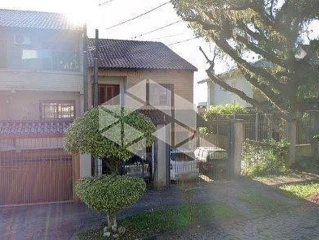 Casa de 3 dormitório, loteamento Ipanema Imperial Park, zona sul de Porto Alegre