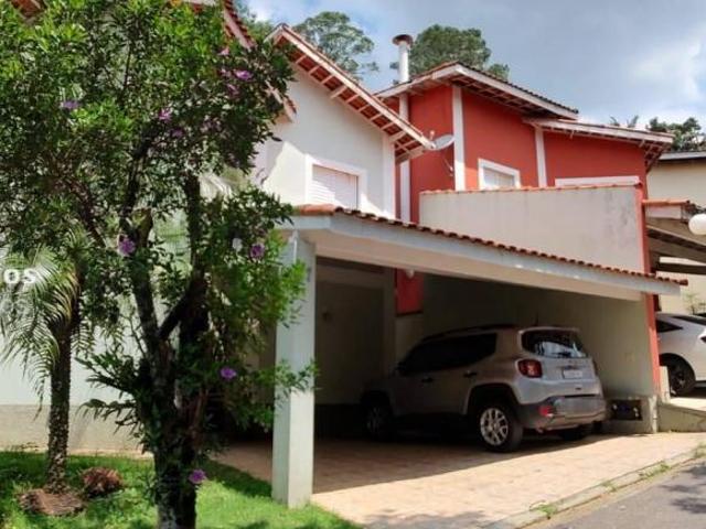 Casa de 3 dormitório sendo 1 suíte, condomínio Recanto das Flores
