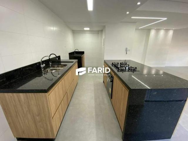 CASA DE 3 DORMITÓRIOS 1 SUÍTE PONTA DA PRAIA