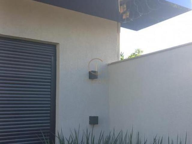 Casa de 3 dormitórios, 2 vagas no Igara