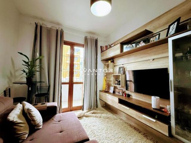 Casa de 3 dormitórios com localização central