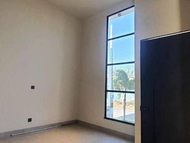 Casa de 3 dormitorios com piscina e varanda gourmet em Aracatuba Ipanema