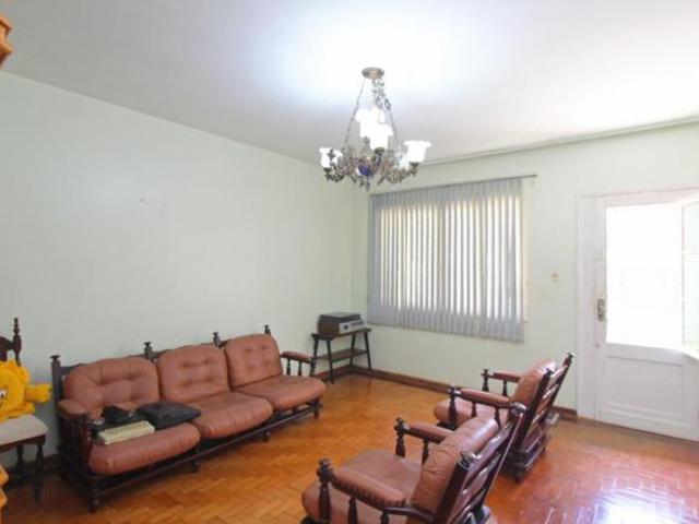 Casa de 3 dormitórios com suite no bairro Teresópolis