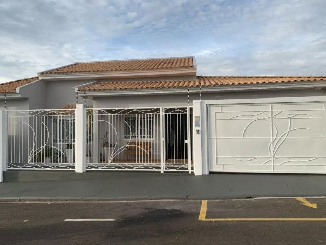 Casa de 3 dormitórios com suíte e duas salas no Residencial Sebastião Moraes em Catanduva Imobiliária Casa Verde Catanduva