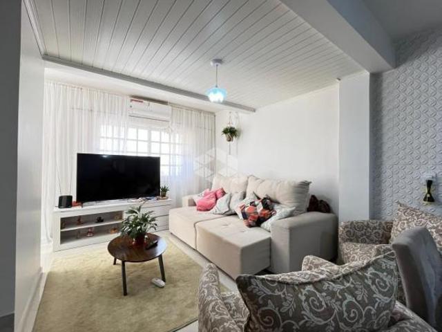 Casa de 3 dormitórios a venda, com 172mts, garagem, no Partenon
