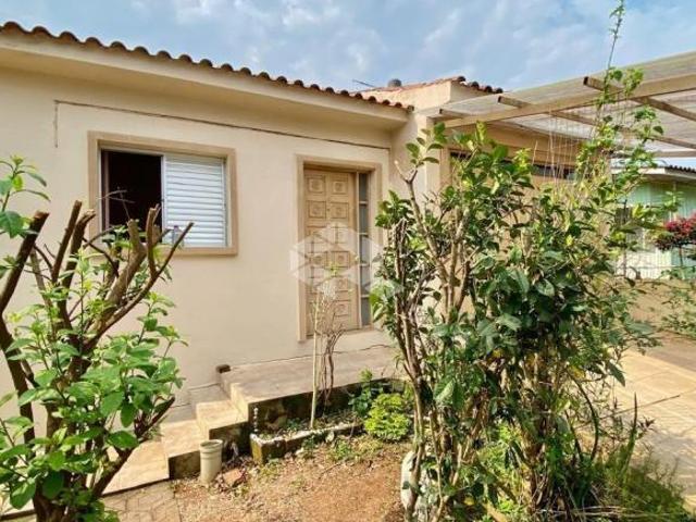 Casa de 3 dormitórios à venda no bairro São José Camobi em Santa Maria