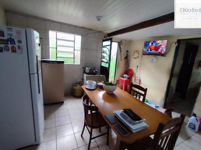 Casa de 3 dormitórios Bairro restinga
