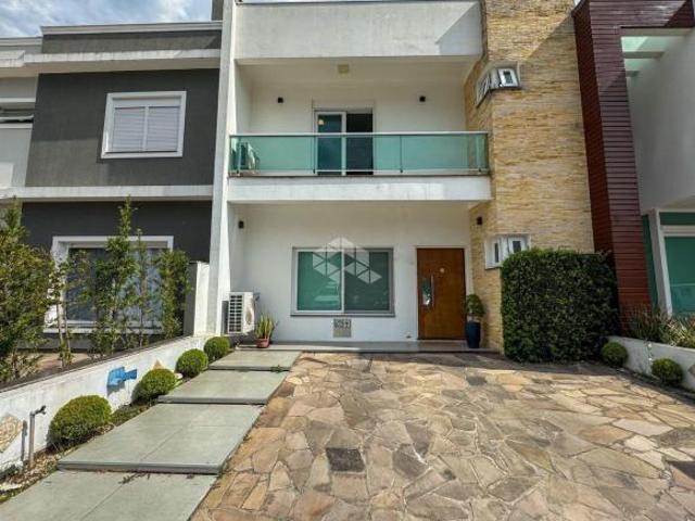 Casa de 3 dormitórios e 1 suíte na Hípica