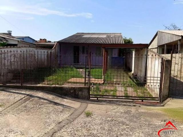 Casa de 3 dormitórios e 2 vagas de garagem em Canoas