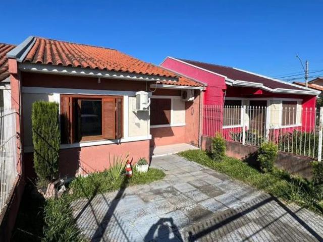 Casa de 3 dormitórios Localizada no Loteamento Moradas do sul Bairro Hípica