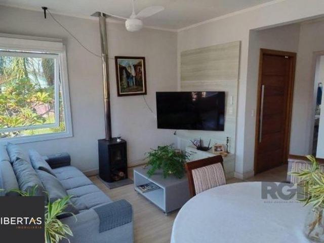 Casa de 3 dormitórios no bairro Mário Quintana