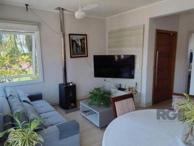 Casa de 3 dormitórios no bairro Mário Quintana
