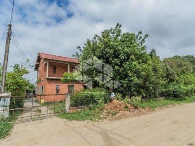 Casa de 3 dormitórios no bairro Lageado