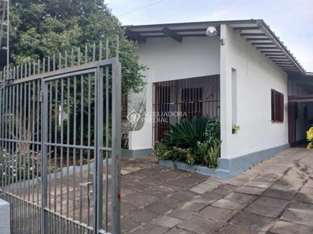 Casa de 3 dormitórios no bairro Rio Branco