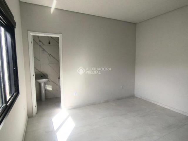 CASA DE 3 DORMITÓRIOS NO JARDIM DOS LAGOS EM GUAIBA RS