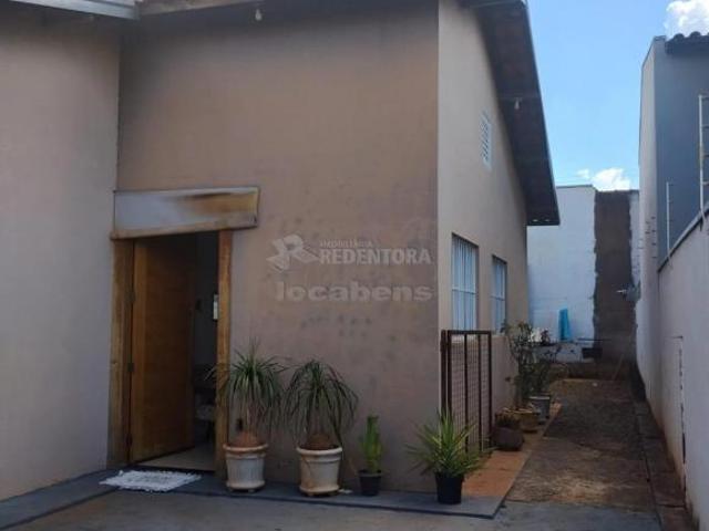 Casa de 3 dormitórios no Setparque Avenida 2