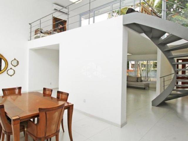 Casa de 3 dormitórios na Chacara das Pedras