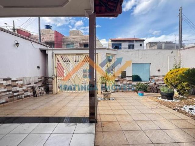 Casa de 3 dormitórios sendo uma suíte à venda no bairro Cidade Nova em Santana d