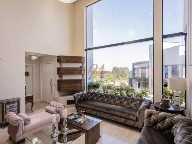 Casa de 3 Suítes à Venda no Residencial Costa Ferrara | Cascatinha Curitiba