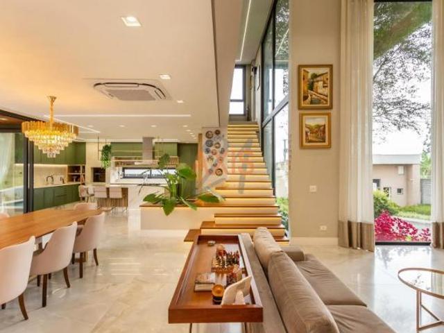 Casa de 3 Suítes à Venda no Residencial Provence | Santa Felicidade Curitiba