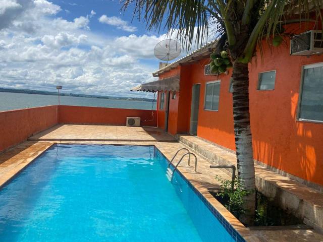 casa de 3 suítes em Águas que ligam a Capitólio MG