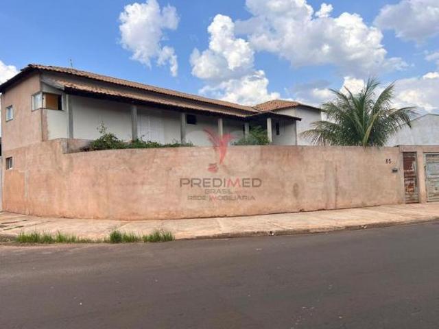Casa de 3 quartos, 268m² no bairro Residencial Santa Terezinha I, em Lençóis.