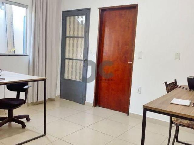 CASA DE 3 QUARTOS A VENDA NO ÁRVORE GRANDE R$390.000,00