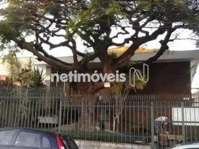 Casa de 3 quartos à venda no Bonfim!