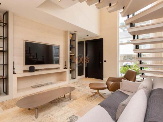 Casa de 3 Quartos à Venda no Condomínio Green Park | Santa Cândida Curitiba
