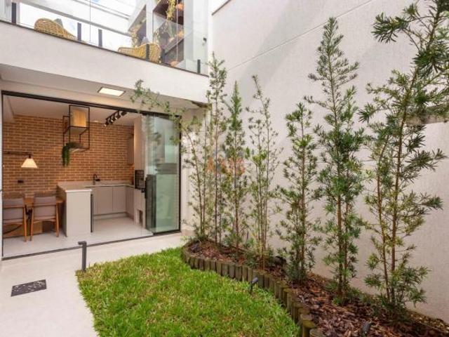 Casa de 3 Quartos à Venda no Condomínio Green Park | Santa Cândida Curitiba