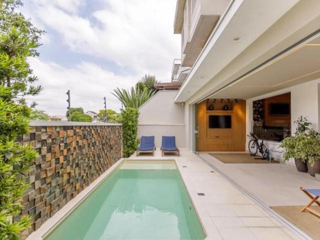 Casa de 3 Quartos à Venda no Condomínio Solarium Residence | Santa Quitéria Curitiba