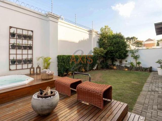 Casa de 3 Quartos à Venda no Condominio Villa Imperialli | Santo Inácio Curitiba