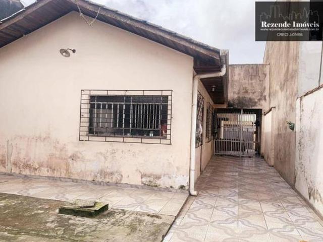 Casa de 3 quartos a venda com ponto comercial Palmital