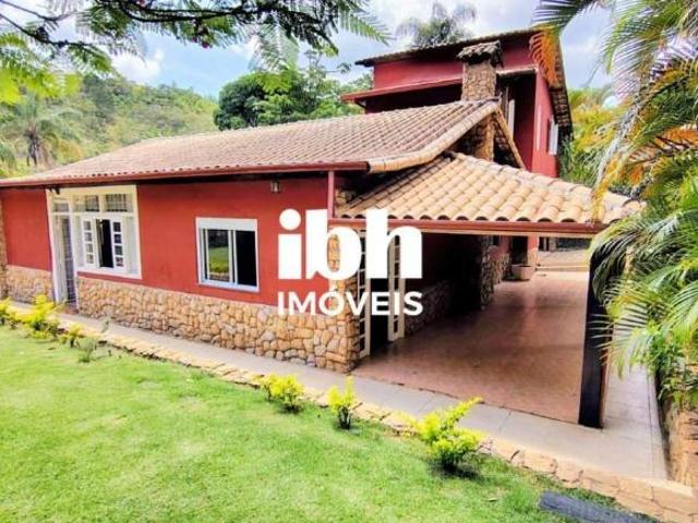 Casa a venda, 3 quartos, em condomínio fechado Condomínio Vila Del Rey