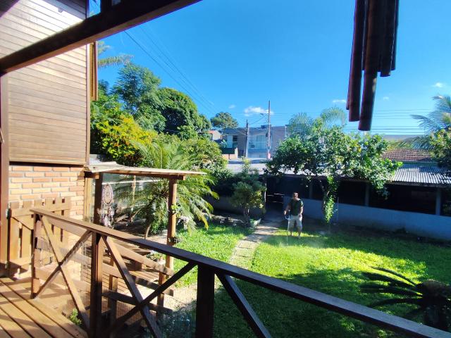 Casa de 3 Quartos com Jardim e Horta em Florianópolis