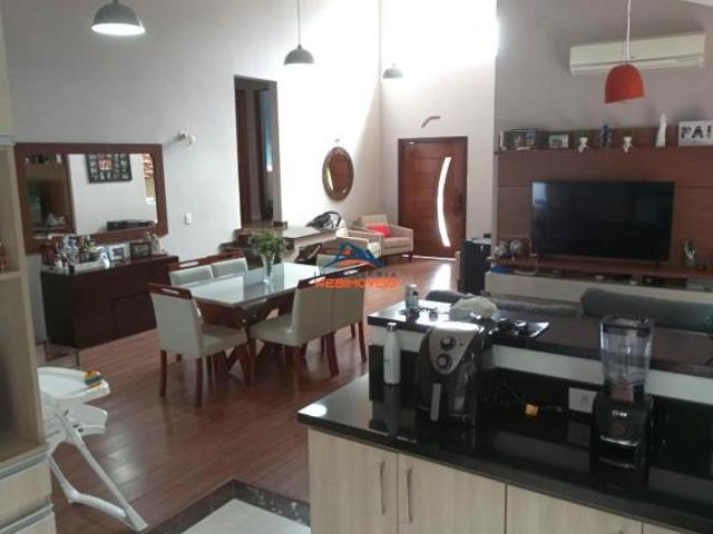 Casa de 3 quartos com suíte em condomínio no Jardim Europa, Vargem Grande Paulista SP: 213m², 3 sala
