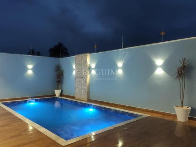 Casa de 3 Quartos com Piscina e Área Gourmet em Caraguatatuba