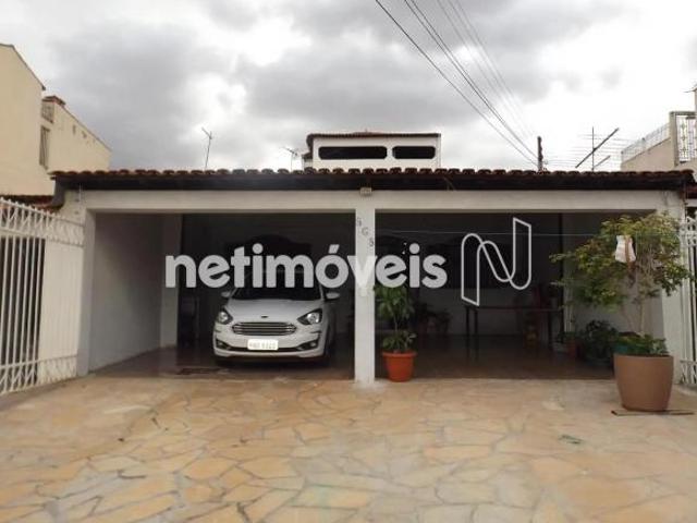 Casa de 3 quartos na QNL 08