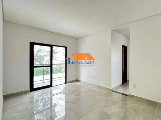 Casa de 3 quartos no bairro Trevo