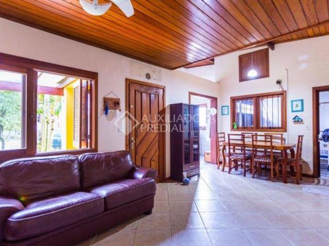 Casa de 3 quartos no Condomínio Cantegril em Viamão