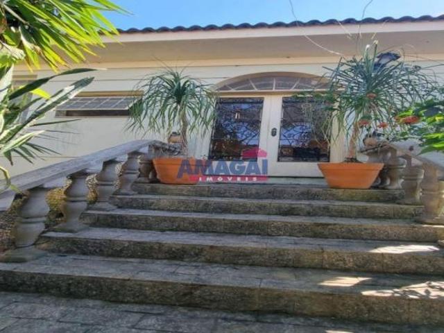 Casa de 3 quartos para venda no Jardim Terras de São João