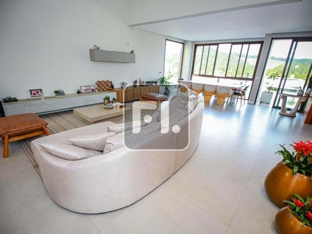 Casa de 440 m² na Honório Alvares Penteado Tamboré 11 Santana de Parnaíba SP, aluguel por R$ 50.000/mês