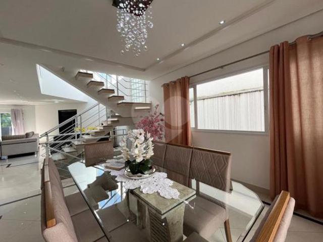 Casa de 480 m² com 3 quartos à venda em Tucuruvi