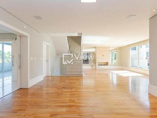 Casa de 493m² em Condomínio Fechado Uberaba!