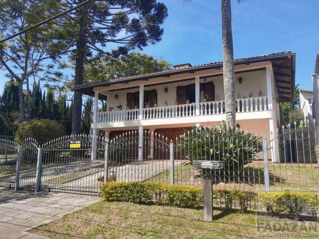 Casa de 400 m² na Margarida Dallarmi Santa Felicidade Curitiba PR, aluguel por R$ 9.000/mês