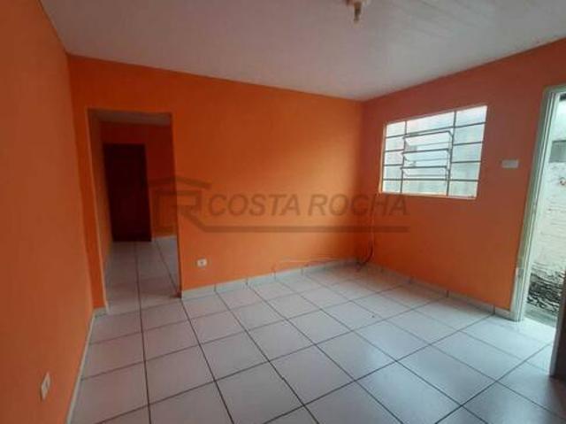 Casa de 40 m² Centro Salto, aluguel por R$ 1.300/mês