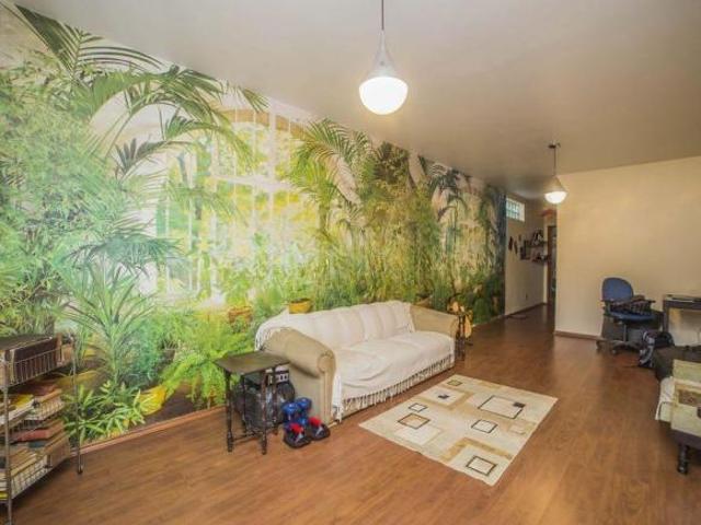 Casa de 4 dormitórios à venda no Bairro Santa Tereza Porto Alegre